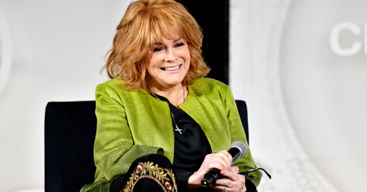 Ann-Margaret Opens Up About Her Bond With Elvis Presley and Her Love ...