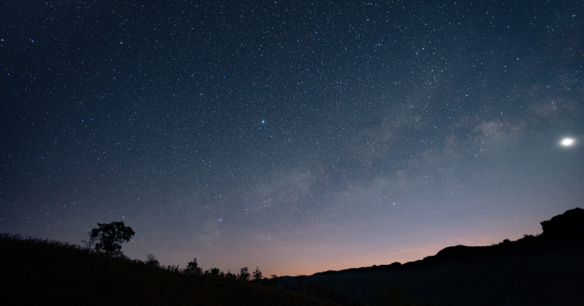 Astronomers Say ‘Alien’ Comet ATLAS is Once Again Visible from Earth ...