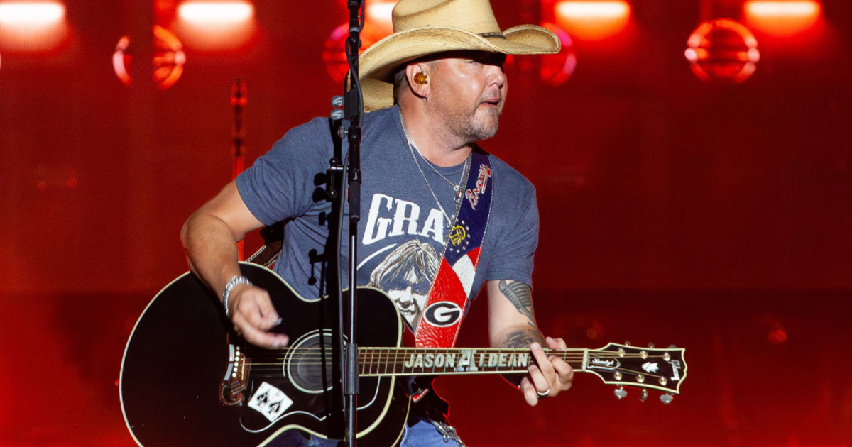 Jason Aldean Relates ‘Small Town’ Song to Boston Marathon Bombing: ‘You ...