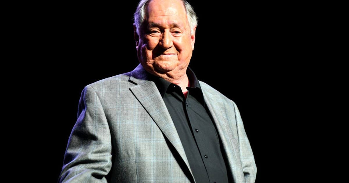Legendary Singer Rushed to Hospital After Morning Health Scare ...