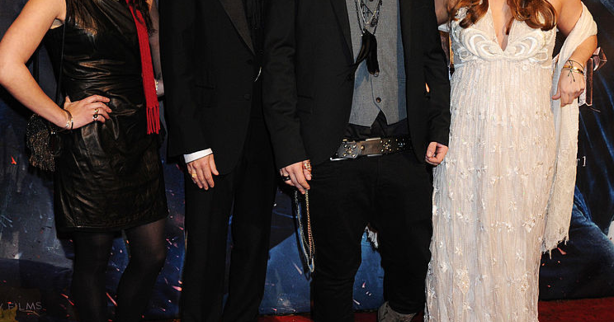 Lisa Marie Presley Writes of Son’s Death in Memoir — Independent ...