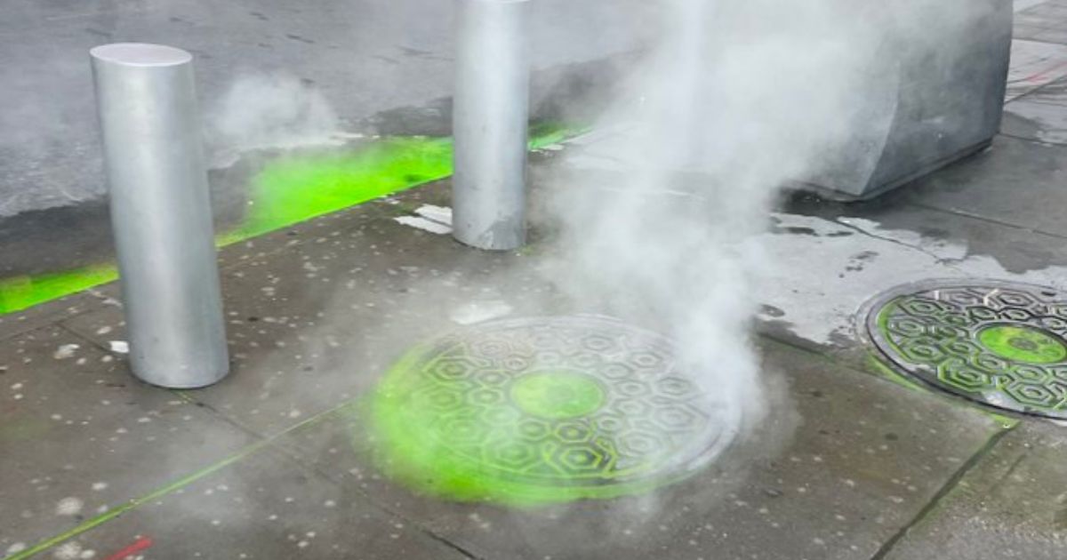 Photo: Green Liquid Seen Coming Out of Manholes in NYC — Independent ...