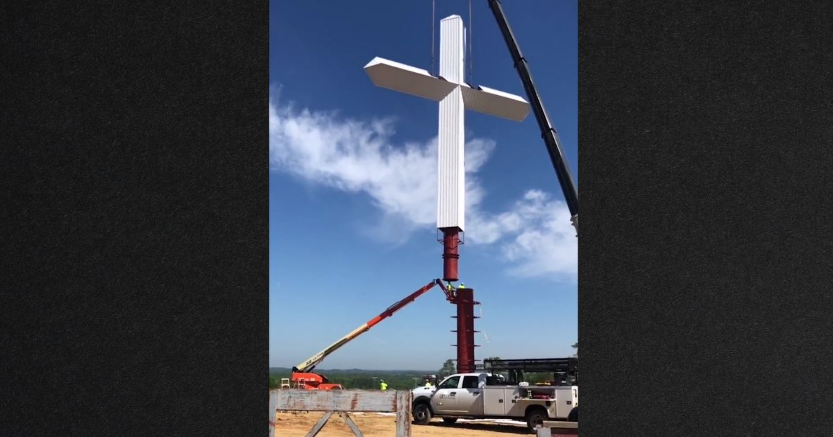 Raising of ‘Unbelievably Magnificent’ Cross Was Such a Sight That it ...