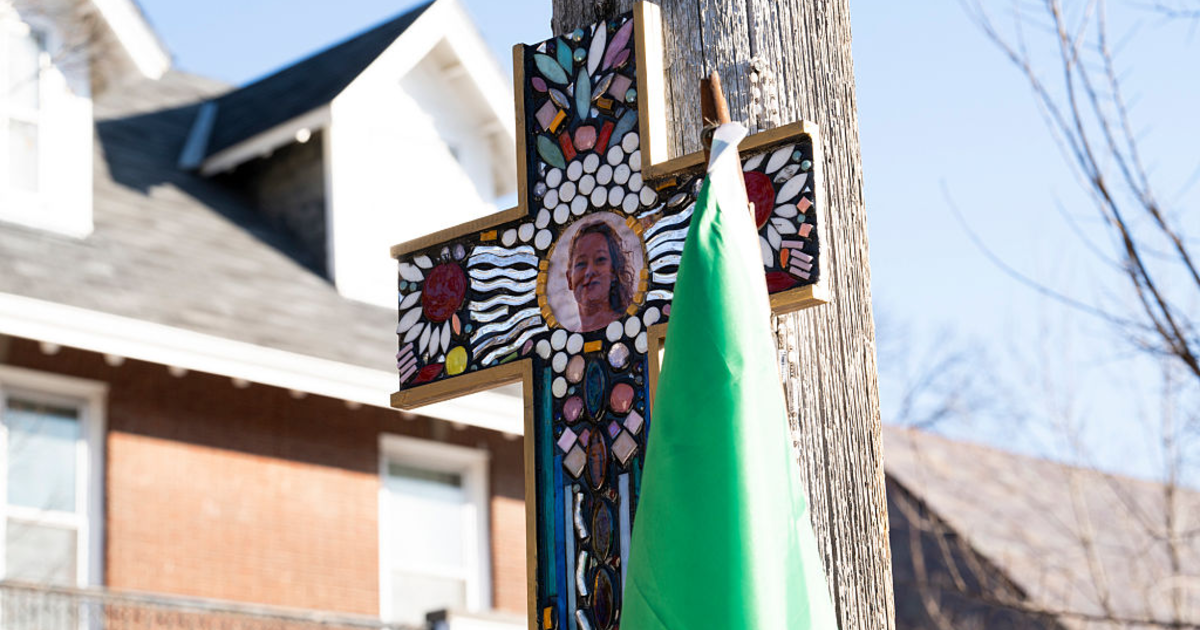 Renee Good Memorial Set on Fire — Independent Journal Review
