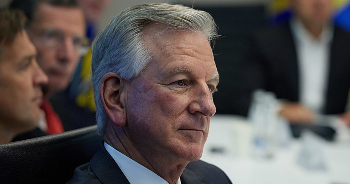 Senator Goes Scorched Earth Against Unelected Bureaucrat Undermining ...