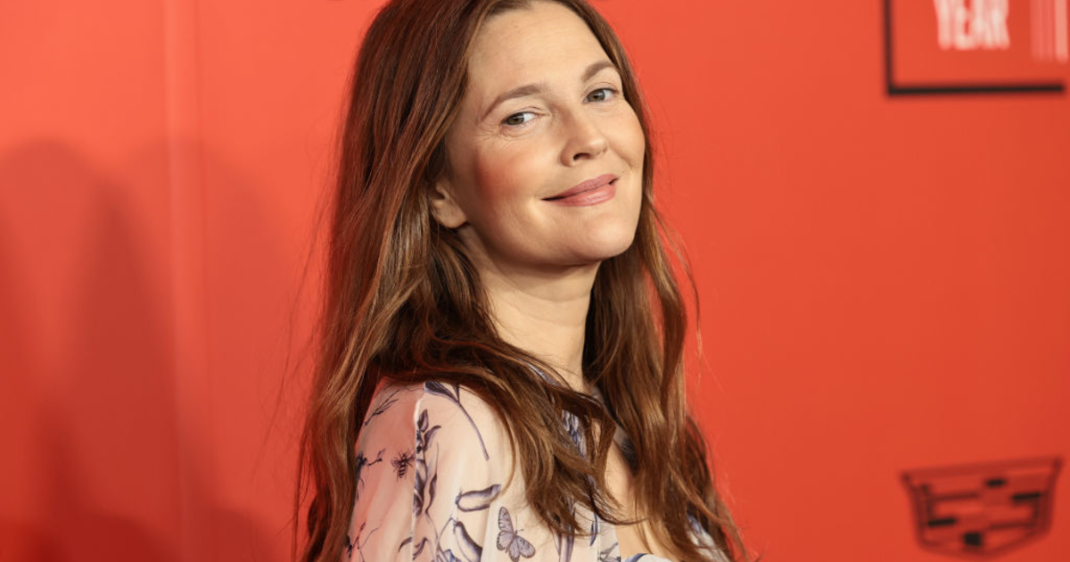 ‘She’s So Cringey’: Drew Barrymore Faces Backlash for Holding Oprah ...