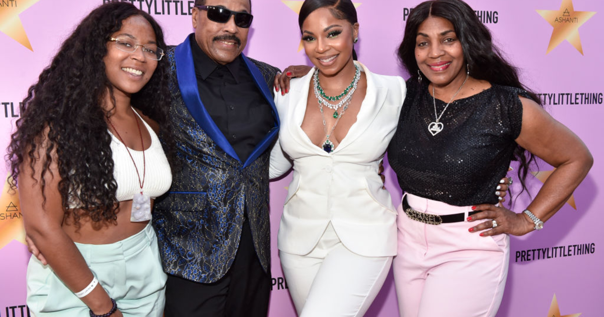 Singer Ashanti Lifts Up Sister During Domestic Violence Awareness Month ...