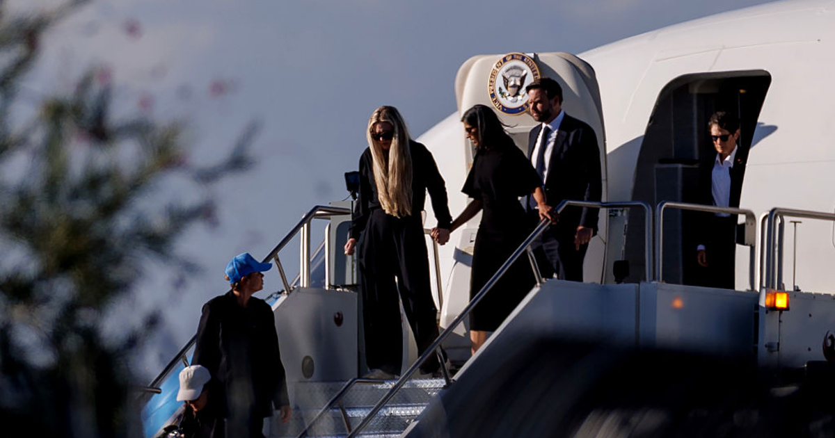 Video: Air Traffic Control Delivers Message as Charlie Kirk’s Casket ...