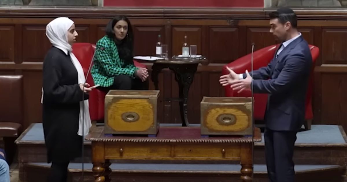 Watch: Ben Shapiro Systematically Schools Oxford Students During ...