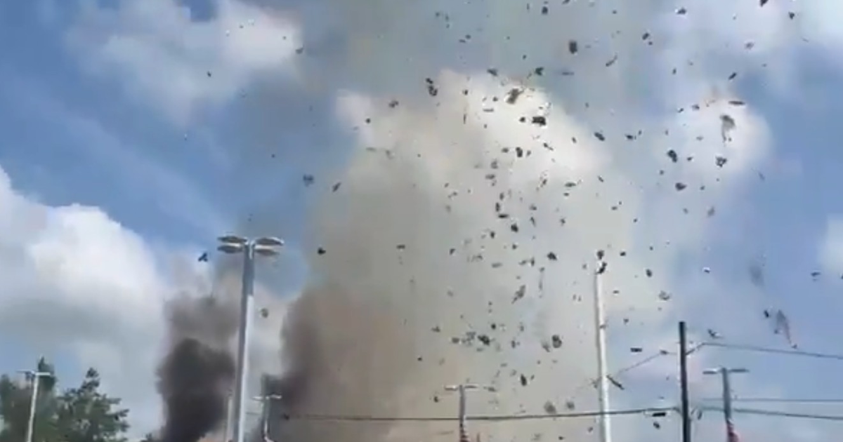 Watch: Massive Explosion Rocks Wilmington, North Carolina — Independent ...