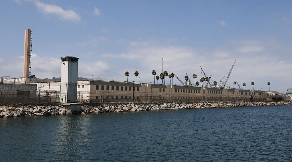 Feds Shut Terminal Island Prison Amid Falling Concrete, Safety Fears – IJR